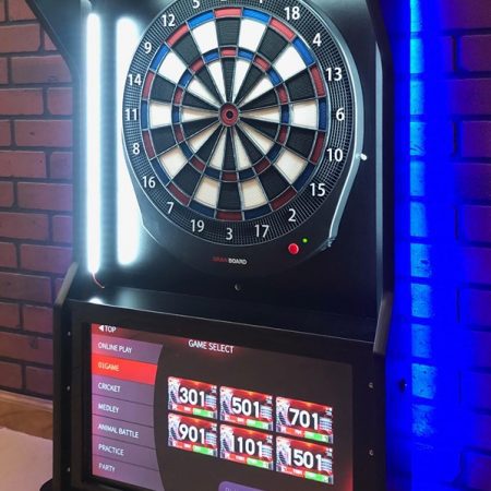 CUSTOM DARTBOARD CABINET - Gran Board - Play Darts Online